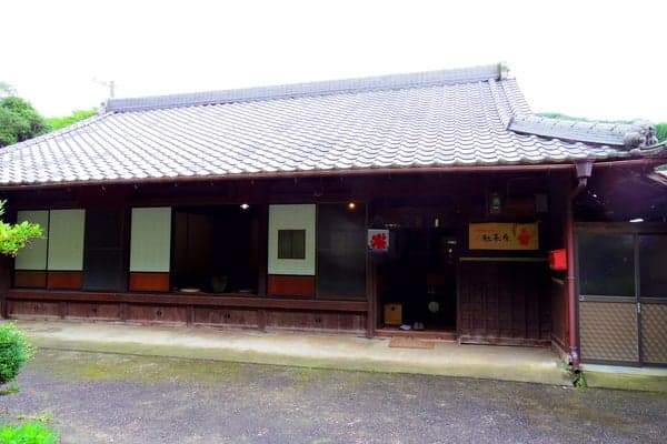 和歌山県紀美野町の古民家cafeでリラックスした一日をお過ごしください。 1枚目