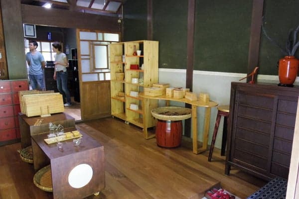 和歌山県紀美野町の古民家cafeでリラックスした一日をお過ごしください。 4枚目