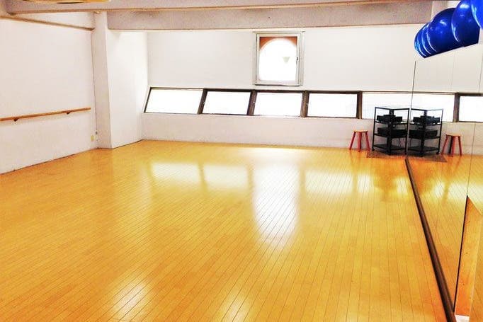 【名古屋・浄心】ダンスや各種フィットネスに最適なサンワークアウト　4階スタジオ