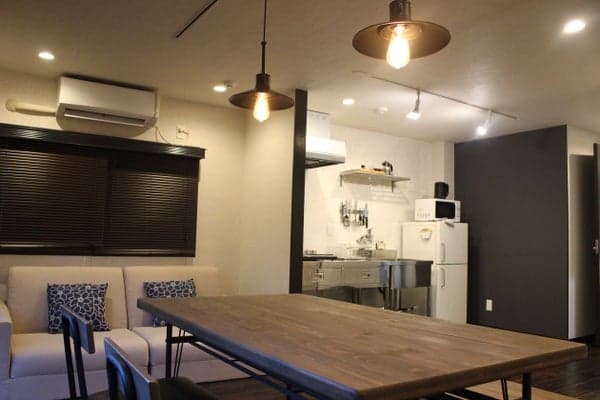 カフェのようなダイニングキッチンスペース♪羽田･成田空港･上野･浅草からのアクセス抜群！ 2枚目