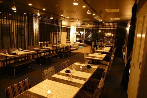【香川・高松】ラグジュアリーなcafeスペース（パーティーやイベント使用に最適/貸切） 3枚目