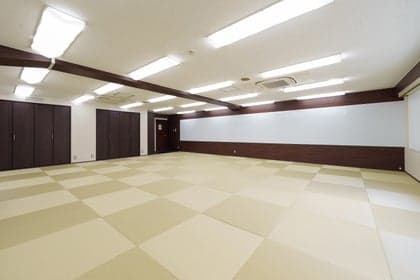 【新大阪駅前】和室スタイルor壁面ホワイトボードのアクティブラーニング選べるホテル会議室【315】