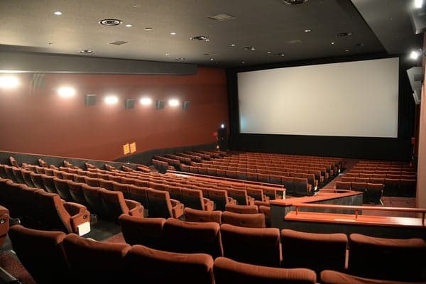 【札幌 308席】映画館で、イベント、会社説明会、株主総会などの企画はいかがですか？ 1枚目