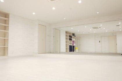 関内駅・日本大通り駅近！Wi-Fi完備、更衣室ありの広々とした新しいスタジオです♪