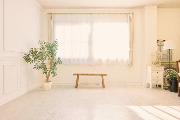 自然光を活かした白基調のハウススタジオ【ROCO STUDIO 新神戸】 2枚目