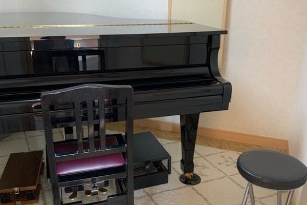 【個室ピアノ防音室】駅徒歩1分のレンタルスタジオ！個人練習にどうぞ 2枚目