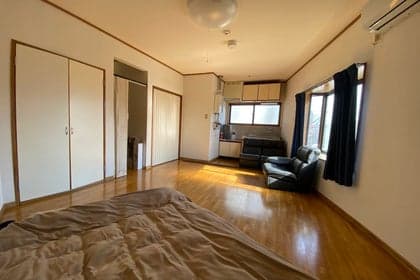 トップホスト　ニックネームはネコの部屋【東照宮駅から200mのくつろぎスペース】ゆったりまったり個室デート安心の個室