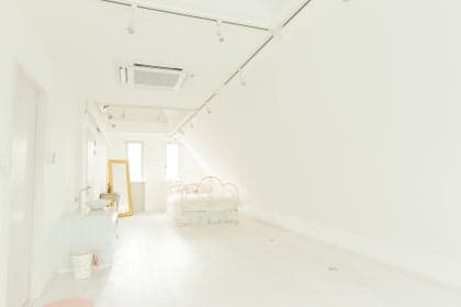 △402　[大阪/JR野江駅徒歩10分]　撮影におすすめ！│可愛い家具がたくさん！│白を基調とした可愛いお部屋│ふんわり