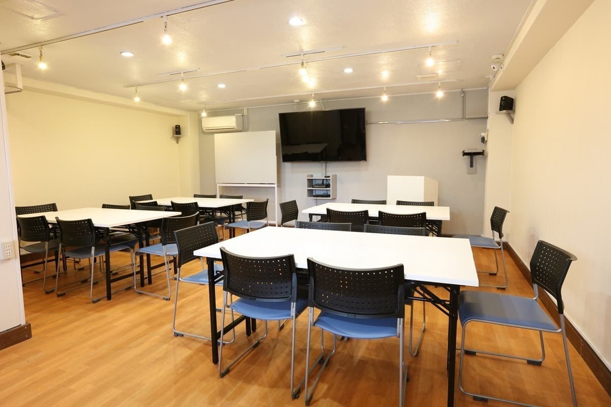 会議・研修・セミナー・面接…様々なビジネスの集まりに使える便利なスペース！ 3枚目