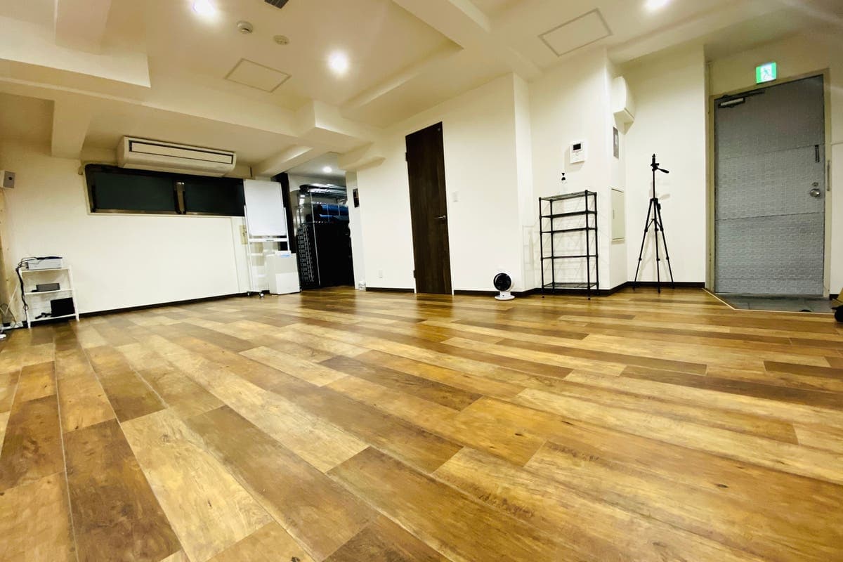 【王子駅徒歩4分】ダンスのできるレンタルスタジオ　高速フリーWi-fi完備！オンラインレッスンに◎　備品は全て無料です。 2枚目