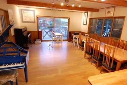 ★彡軽井沢駅★　徒歩15分のピアノつき時間貸　音楽スタジオ
