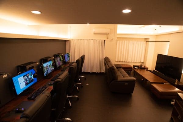ゲーミングPC五台完備のレンタルスペース【HYGe-Room】 2枚目
