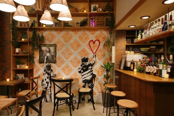 【おしゃれなカフェ＆バー】浅草寺まで徒歩２分！最大10名利用可能なキッチン付スペース 2枚目