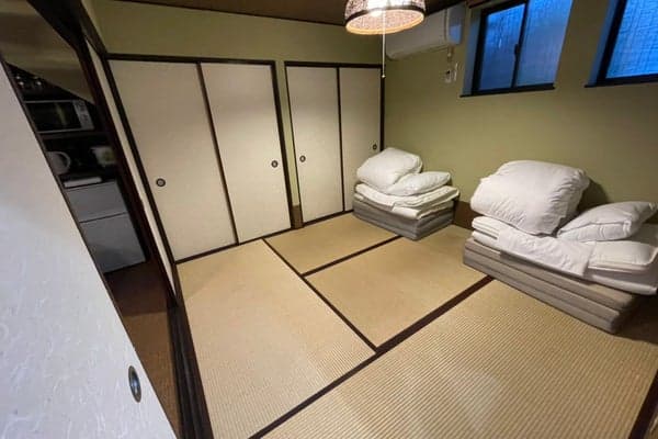 【KANON HOUSE】こじんまりした可愛い一軒家まるまる貸し切り！一人旅・女子旅・カップルにおススメ！京都観光に最高の立地！ 3枚目