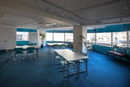 ワークショップやミーティング、コワーキングに使える明るく開放的なレンタルスペース