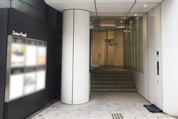 【レアル会議室1】新宿駅B16出口徒歩3分最大6名収容の貸し会議室 5枚目