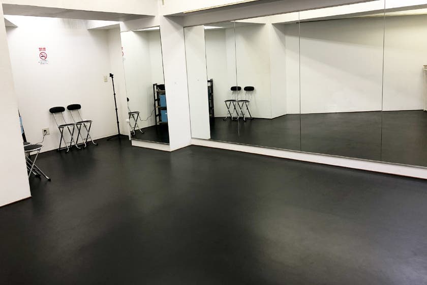 フラメンコ、タップ歓迎【JR八王子駅から徒歩5分】24時間使用可能の完全防音ダンススタジオ！