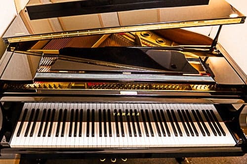 Bスタジオ：1,200円（/1h）でグランドピアノが弾ける４帖。音楽機材も無料。御茶ノ水駅から徒歩７分。 3枚目
