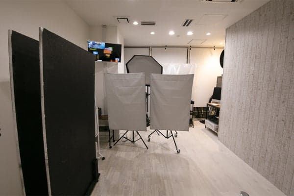 コスプレ撮影などにも使える！宮崎市中心部にある撮影スタジオです。 2枚目