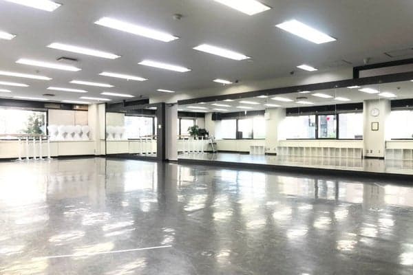 【YTJ千種スタジオ　２Fスタジオ】地下鉄東山線千種駅から徒歩1分・鏡張りのダンスやレッスンに最適なスタジオです 5枚目