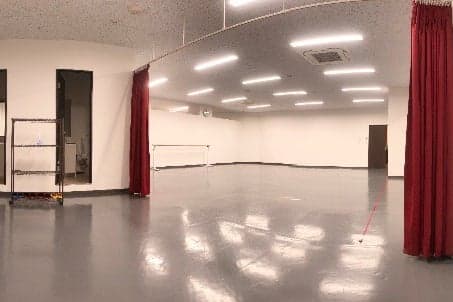 【YTJ越谷スタジオ】越谷駅徒歩2分・鏡張りのダンスやレッスンに最適なスタジオです 3枚目