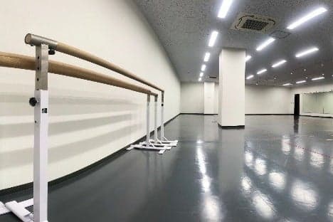 【YTJ越谷スタジオ】越谷駅徒歩2分・鏡張りのダンスやレッスンに最適なスタジオです 2枚目