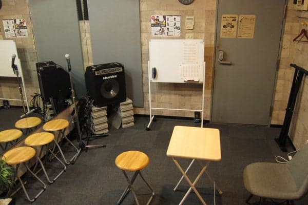 神戸三ノ宮駅から徒歩圏内 約8畳の防音室 音楽スタジオ SOAR STUDIO 5枚目