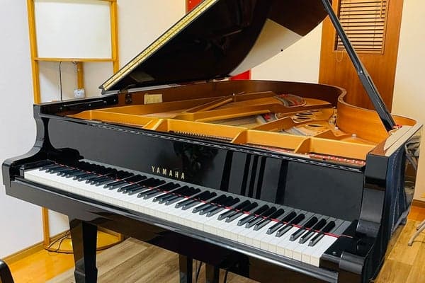 【Aルーム：音楽スタジオ】グランドピアノ完備、楽器の練習、レッスン使用に♪『JR久留米駅徒歩5分』 5枚目