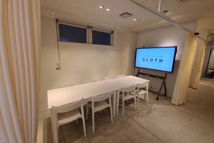 MEET ROOM【A】最大8名まで 渋谷区役所前 COWORKING SLOTH内 