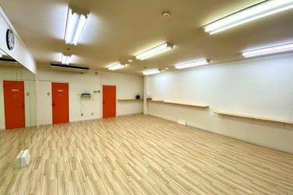 ダンス　ヨガなど個人練習　グループ練習　教室開催できるレンタルスタジオ