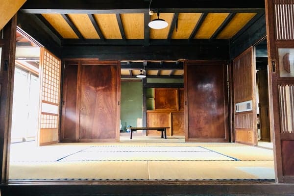 蔵と和風庭園の築100年の古民家、熊谷市の癒されスペース 1枚目